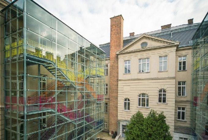 Branch Alley House | Bendheim Glass Rainscreen Project