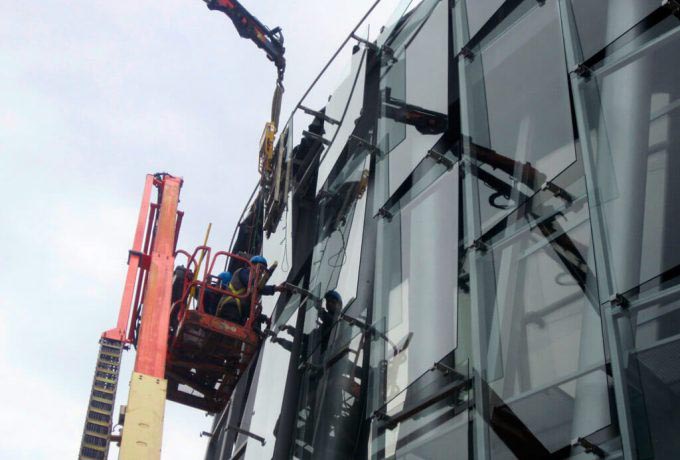 University of Ljubljana | Bendheim Glass Rainscreen Project