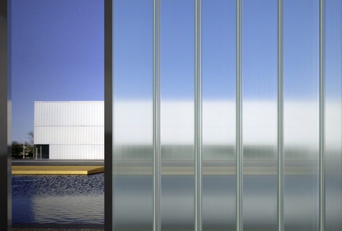 Channel Glass Lamberts® Houdini™ | Bendheim Wall Systems Inc.