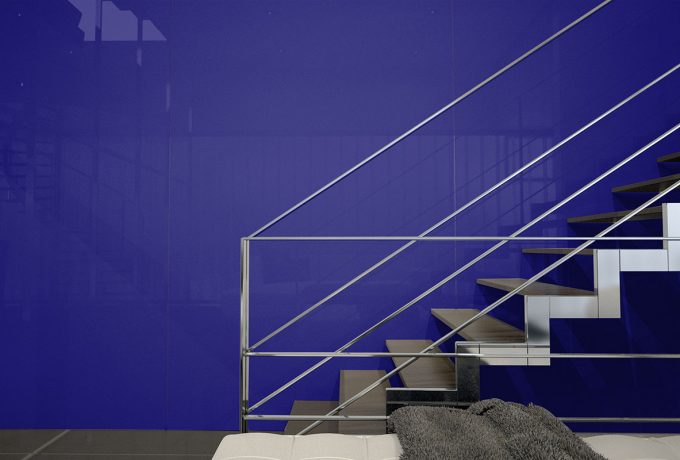 Back-Painted Architectural Glass in "Royal Blue" | Bendheim