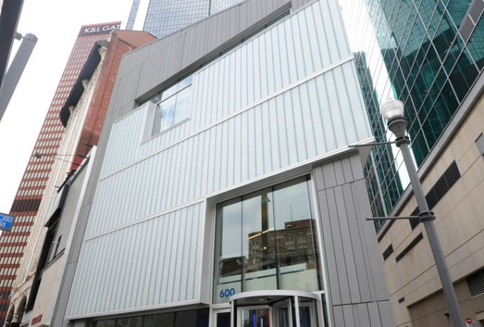 600 Liberty Ave. - PNC Legacy Project | Bendheim Channel Glass Project