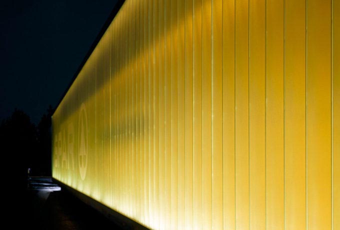 SPAR Supermarket | Bendheim Channel Glass Project